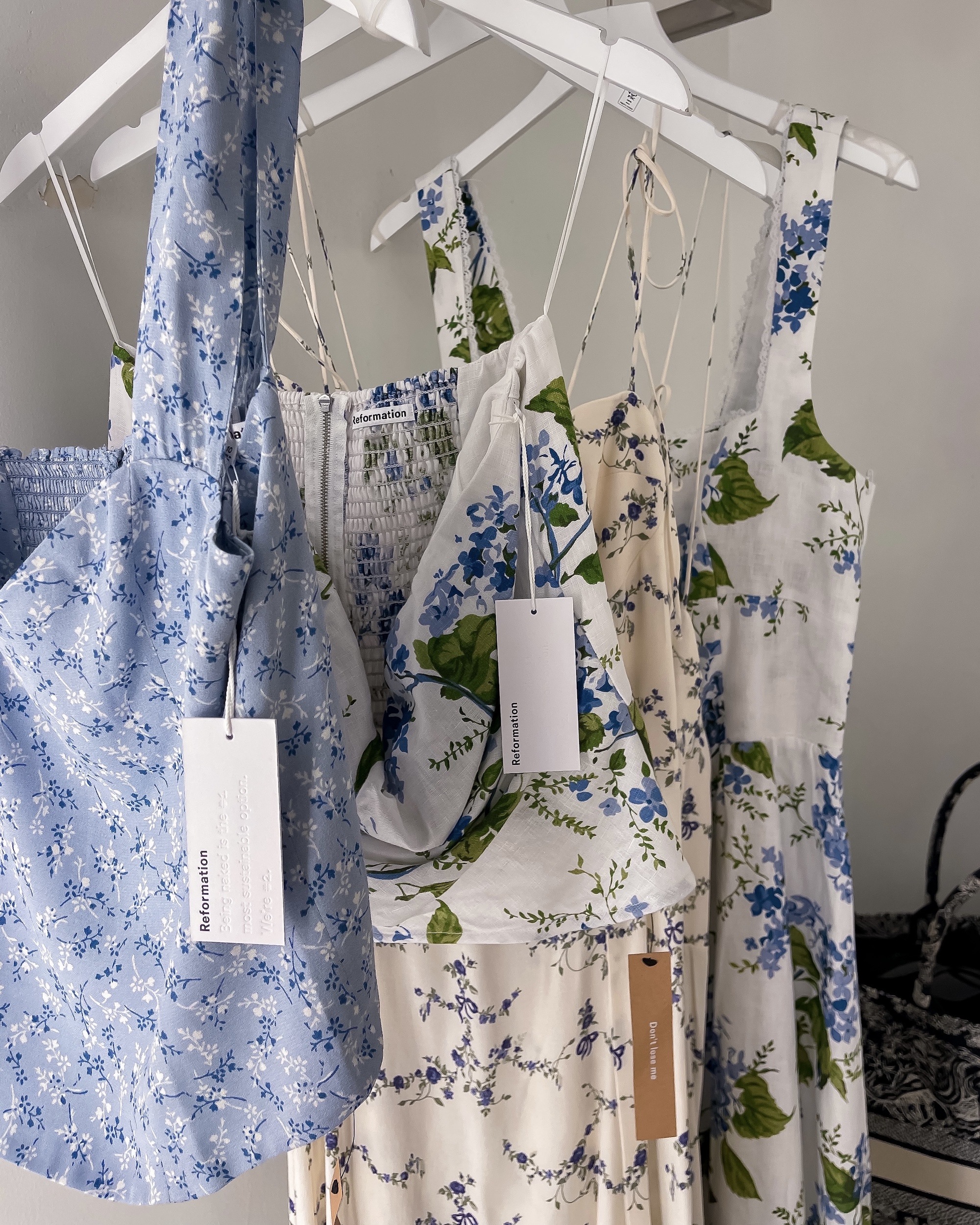 August 2023 Instagram Roundup & Outfit Recap - Bowtiful Life